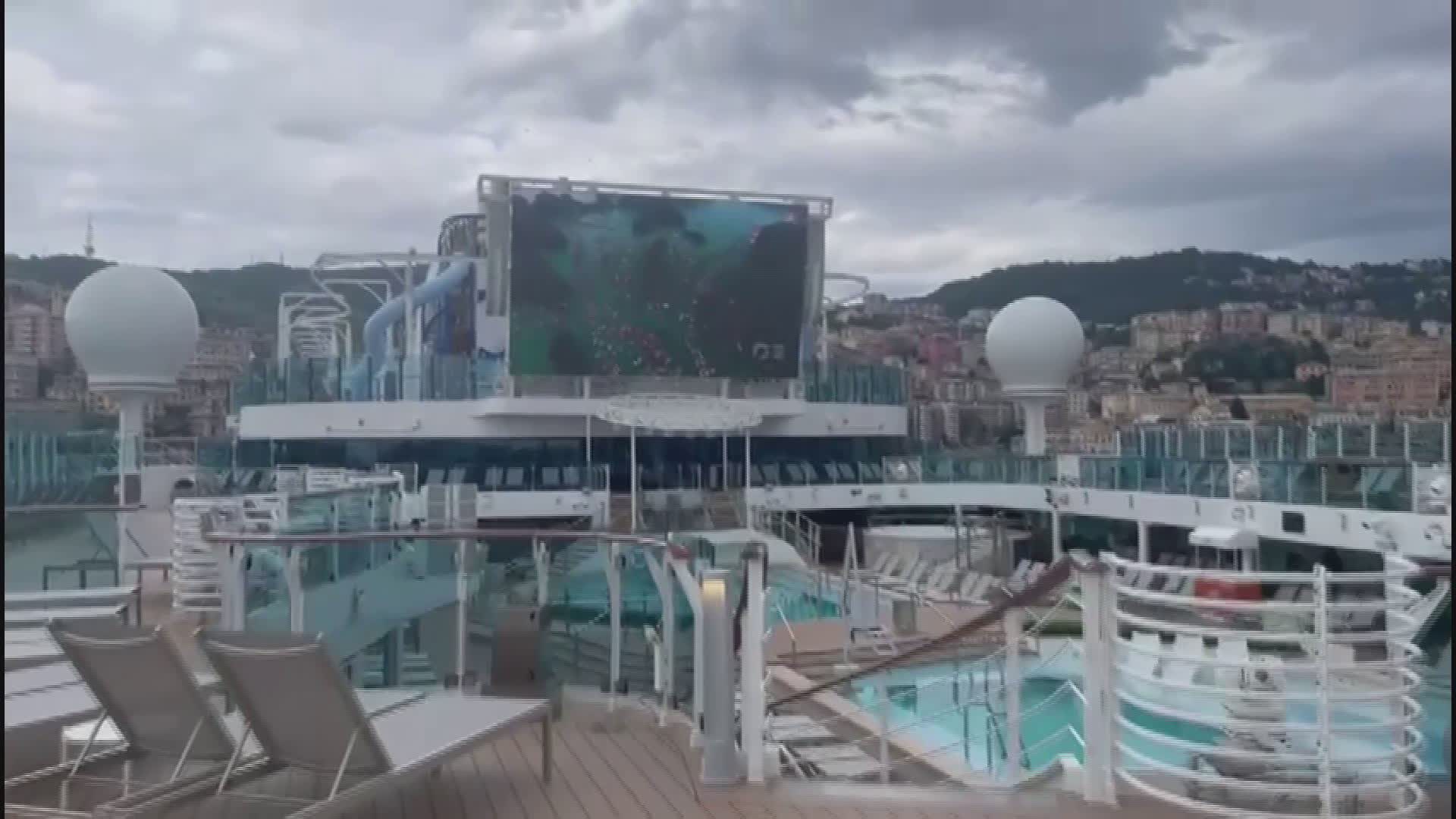 Genova, arrivata la nave più lunga mai entrata nel porto: la Sun ...
