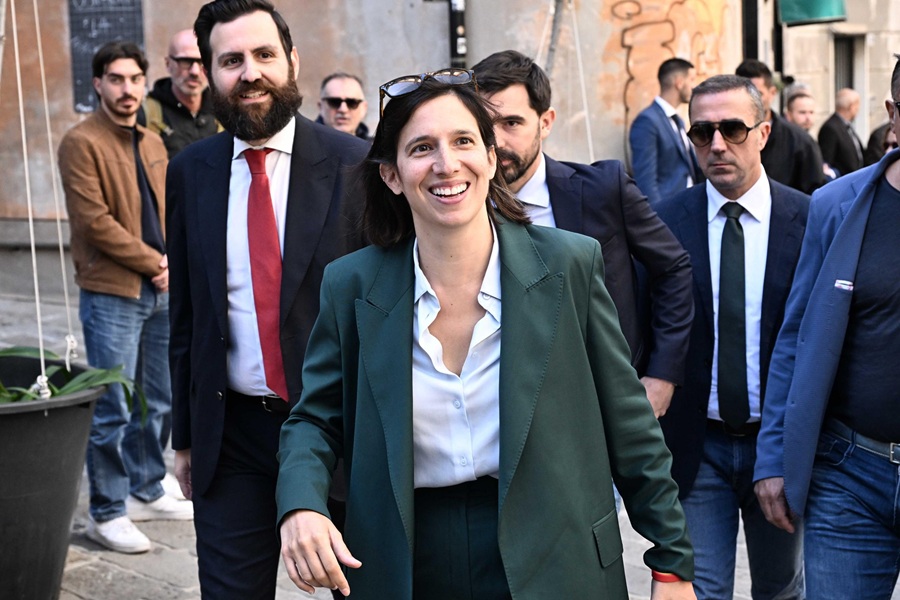 Elly Schlein a Genova risponde alla premier Meloni: "Abbassi i toni ...